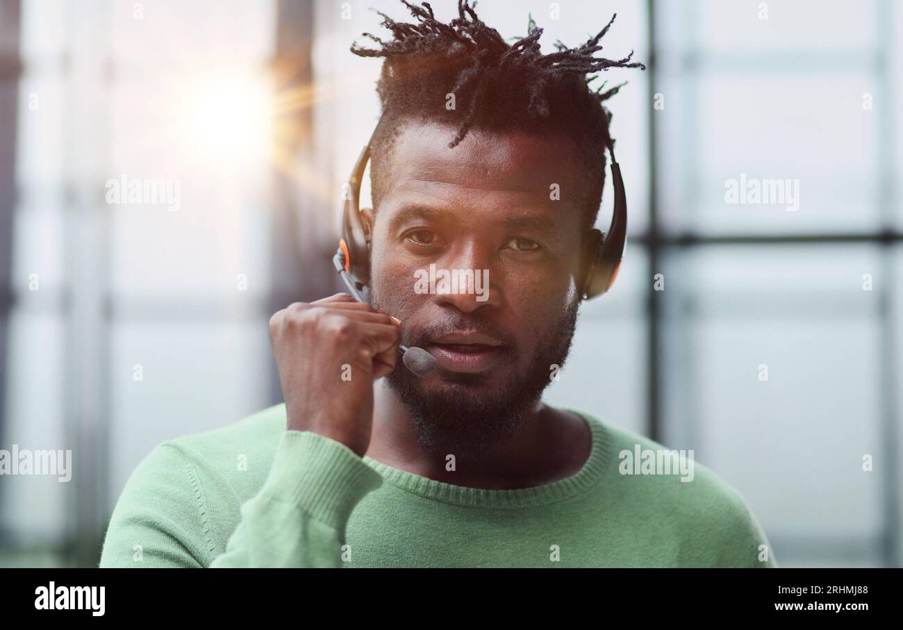 Service client africaine Banque de photographies et d’images à haute ...