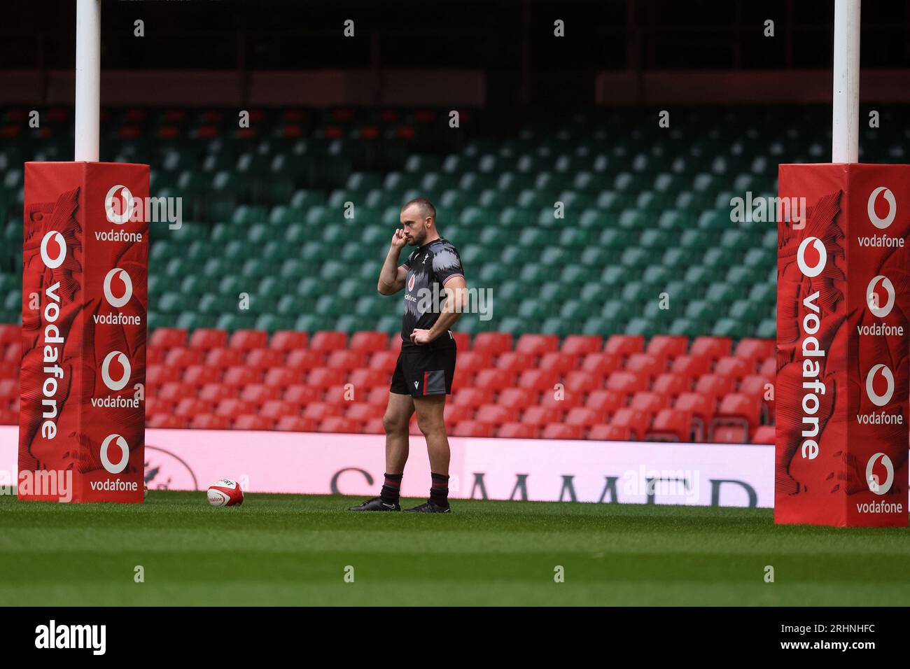 Cardiff, Royaume-Uni. 18 août 2023. CAI Evans du pays de Galles lors de ...