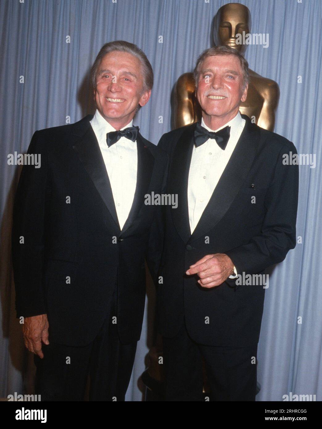 Kirk douglas et burt lancaster Banque de photographies et d’images à haute résolution - Alamy