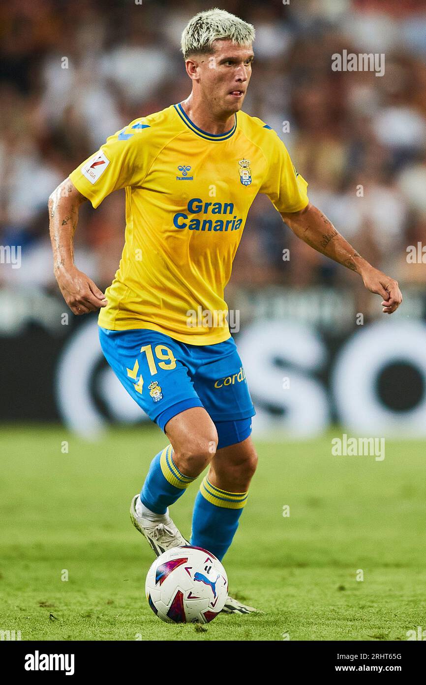 Marc Cardona (UD Las Palmas, #19) en action lors du match de LaLiga ...