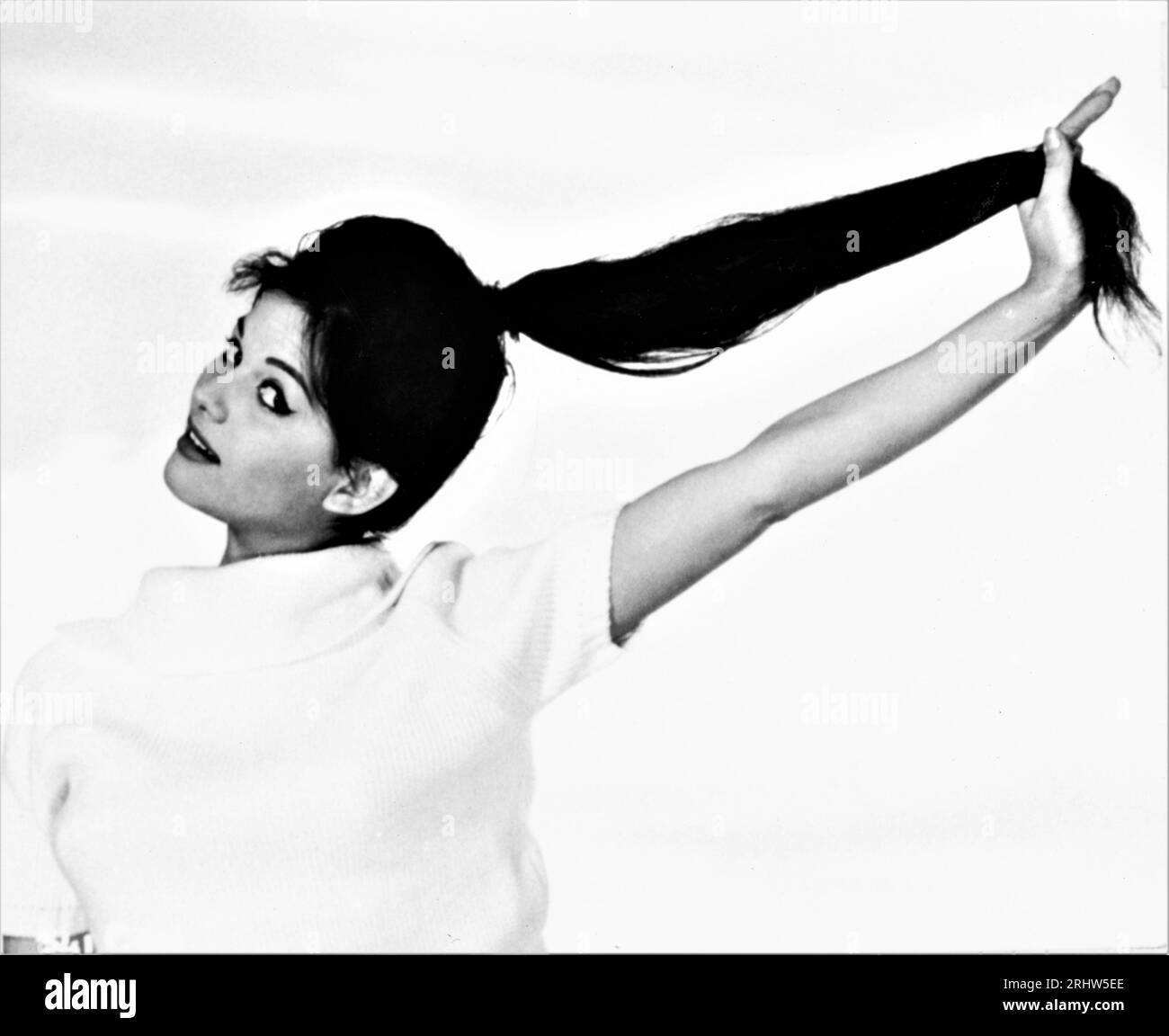 Claudia cardinale jeune Banque de photographies et d’images à haute ...