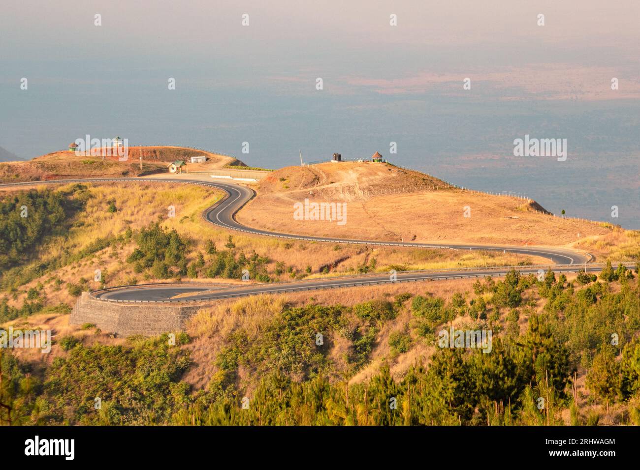 Meandering route Banque de photographies et d’images à haute résolution - Alamy