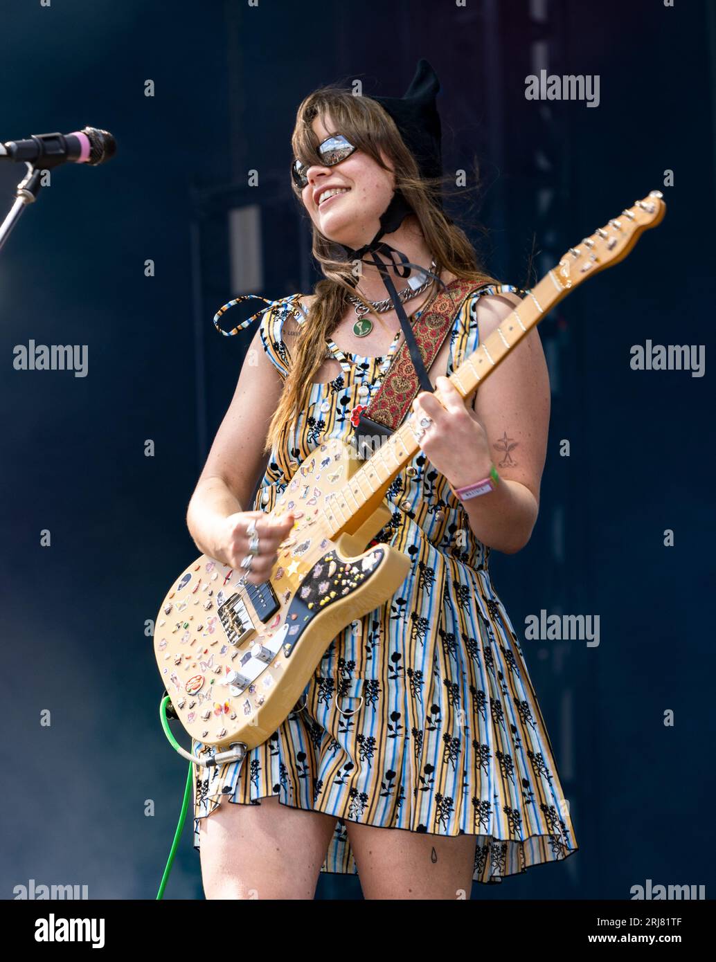 Wet leg Banque de photographies et d’images à haute résolution - Alamy