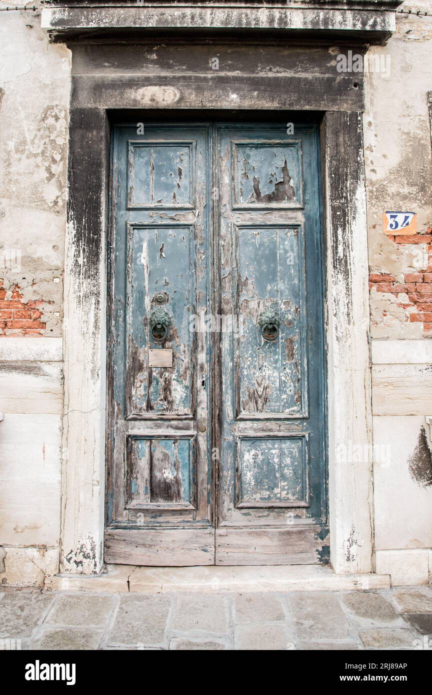 Venetian doors Banque de photographies et d’images à haute résolution ...