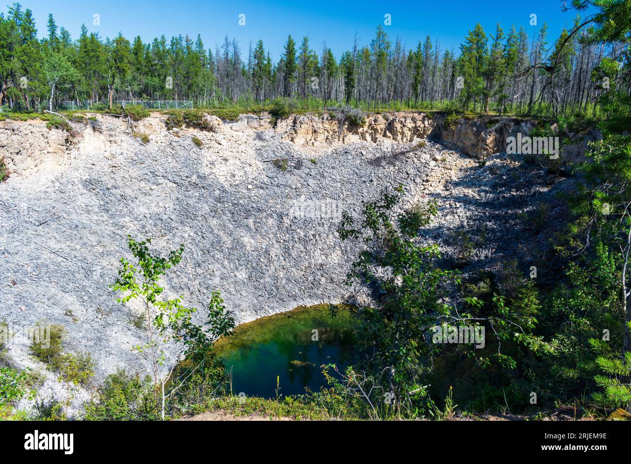 Karst topography Banque de photographies et d’images à haute résolution ...