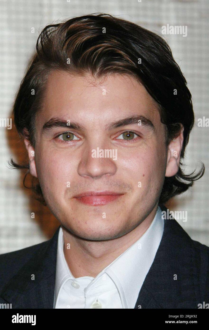 Emile Hirsch assiste à la 17e cérémonie annuelle des Gotham Awards au ...
