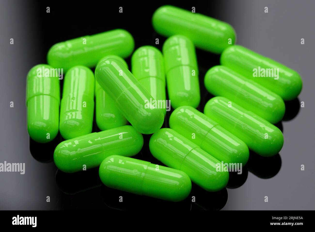 Capsules et pilules Banque de photographies et d’images à haute ...