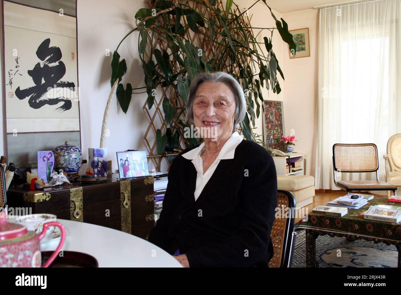 Han suyin Banque de photographies et d’images à haute résolution - Alamy