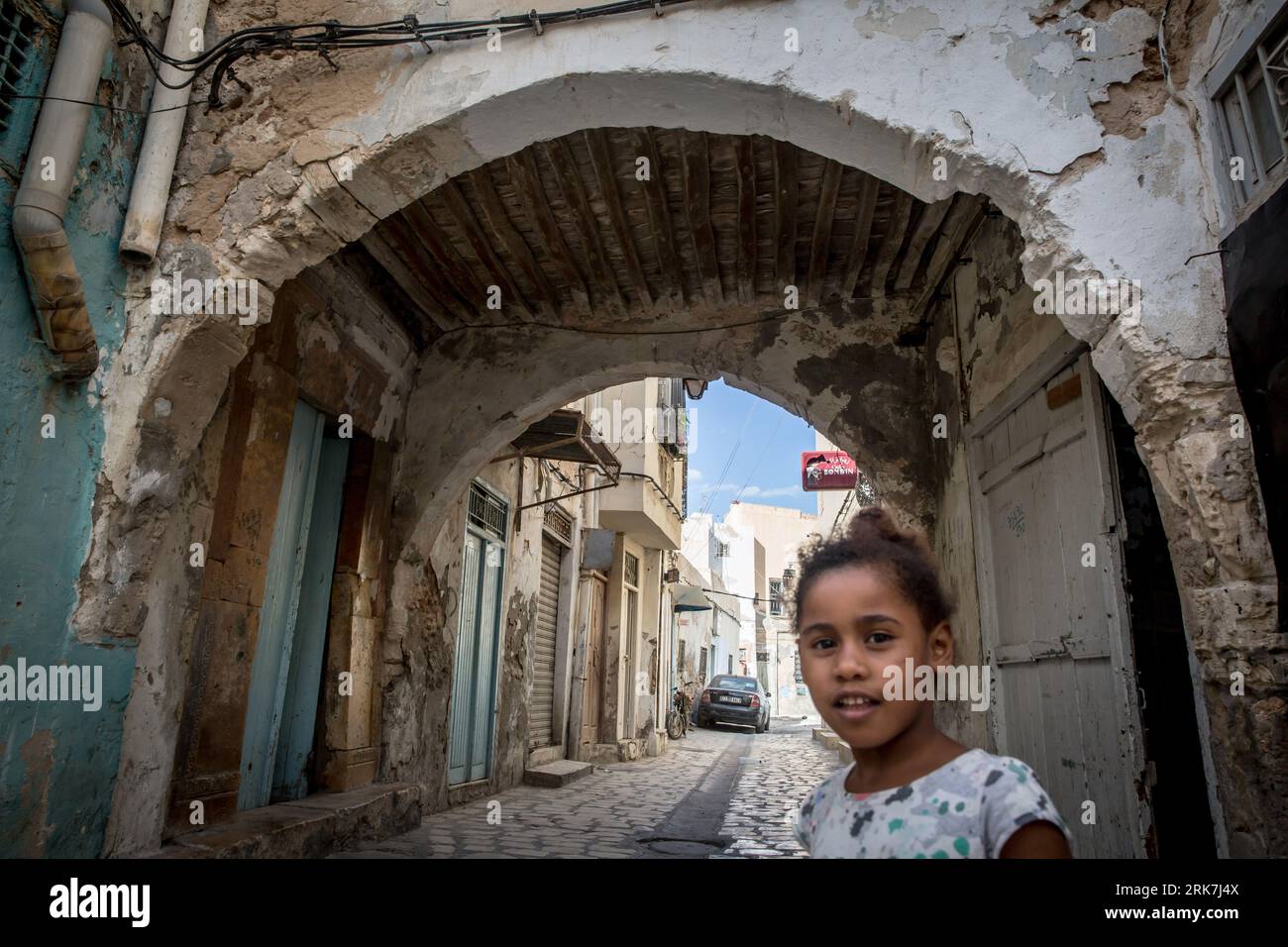 Tunisian girl Banque de photographies et d’images à haute résolution - Page 2 - Alamy