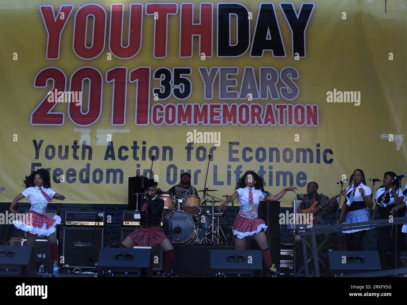 Soweto uprising 1976 Banque de photographies et d’images à haute ...