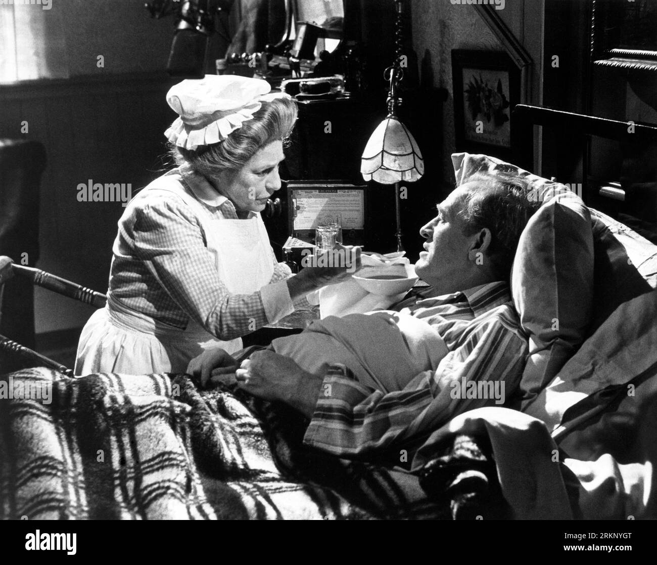 Upstairs and downstairs Banque d'images noir et blanc - Alamy