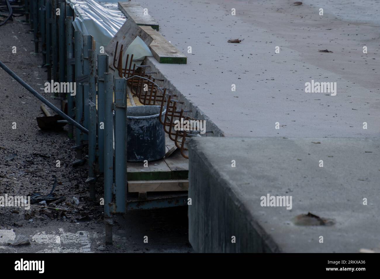 Ciment frais Banque de photographies et d’images à haute résolution - Alamy