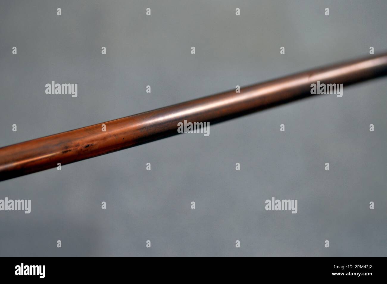 Tubes de tuyaux en cuivre de climatisation sans le couvercle en ...