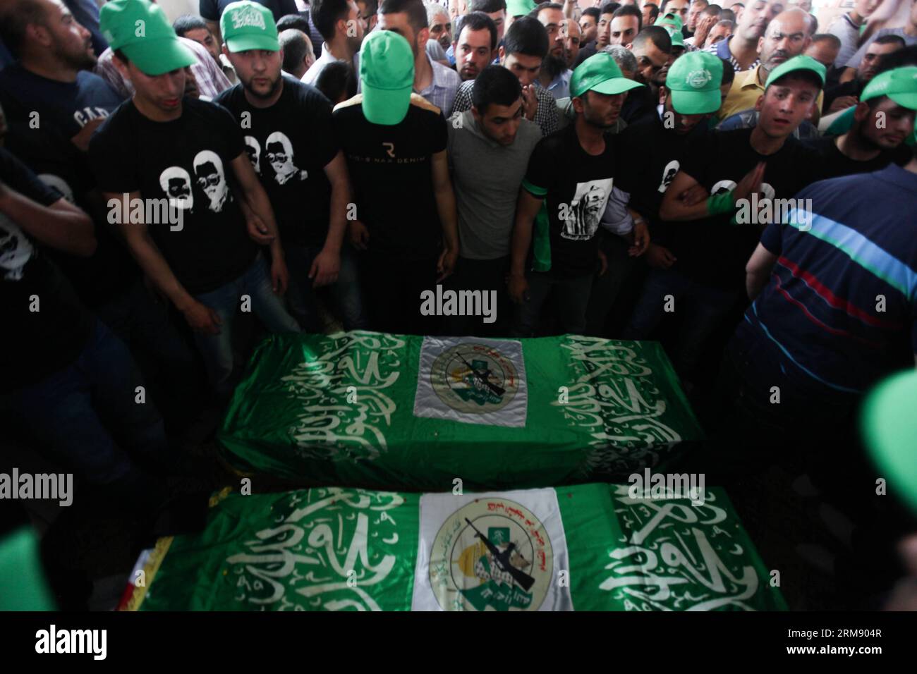 Membres du hamas Banque de photographies et d’images à haute résolution ...