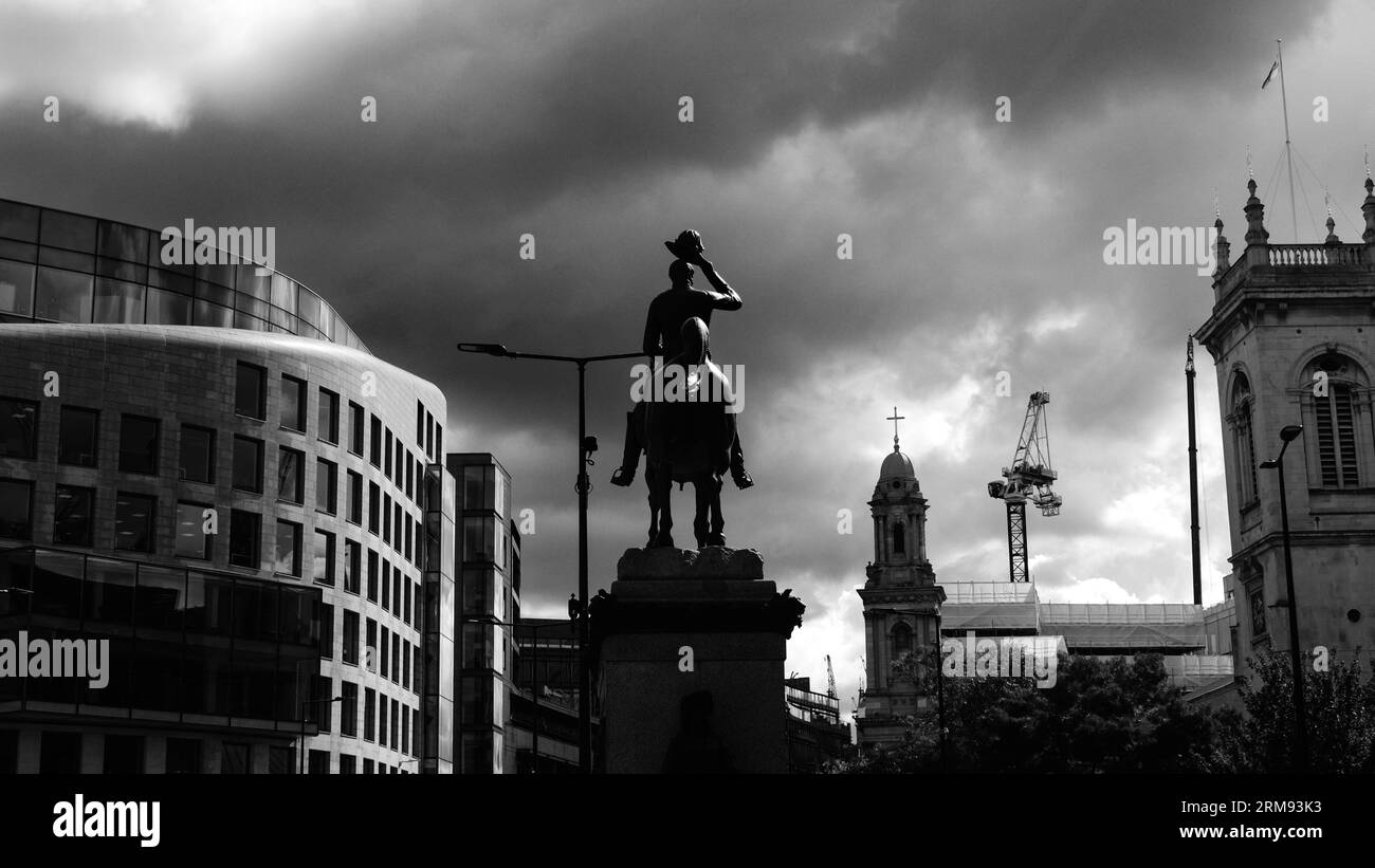 Prince albert statue Banque d'images noir et blanc - Alamy