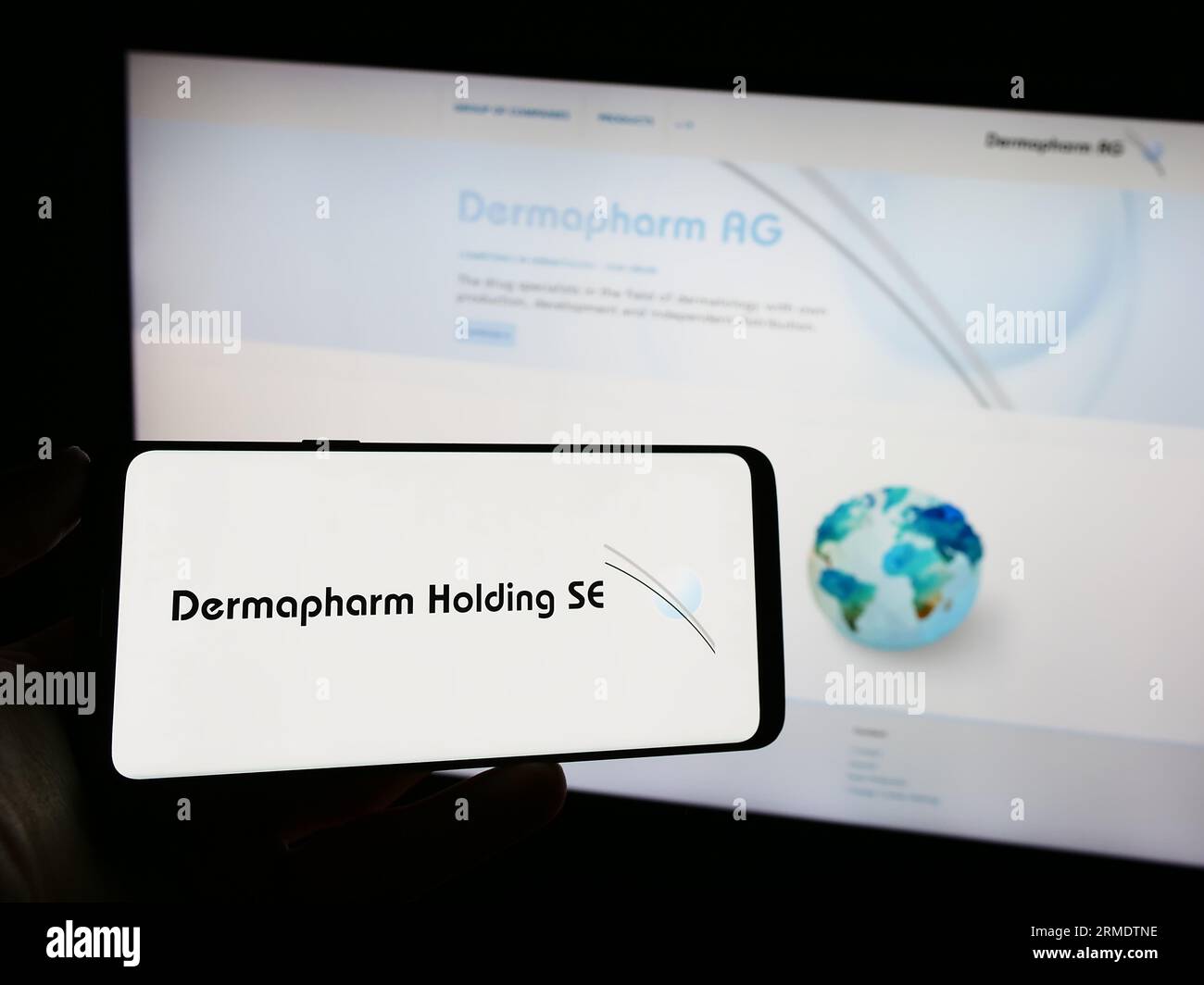 Logo dermapharm Banque de photographies et d’images à haute résolution ...