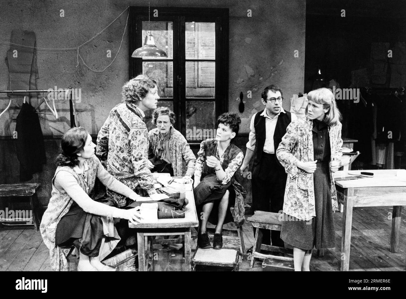 Marie tailleur Banque d'images noir et blanc - Alamy