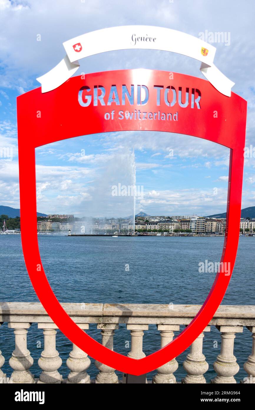 La Fontaine d'eau de Genève (Jet d'eau) à travers le cadre du Grand ...