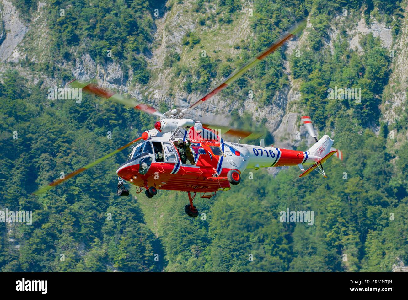 Hélicoptère SAR W-3a Sokol au Zigairmeet Air Show 2023 à Mollis, Suisse ...