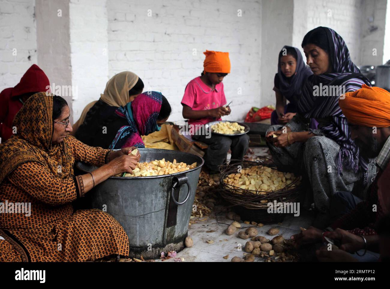 Indiens victimes des inondations Banque de photographies et d’images à ...