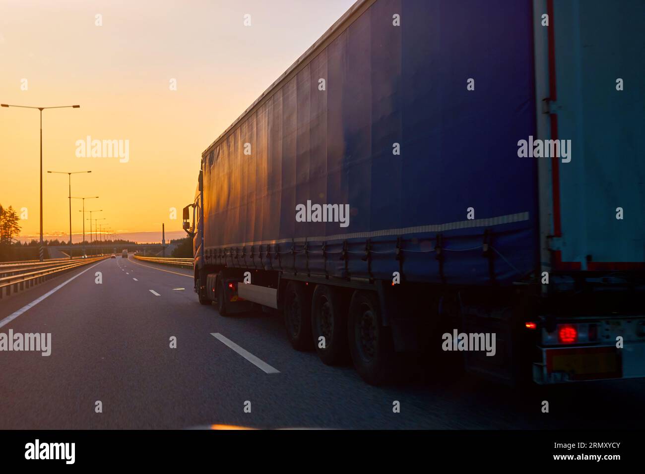 Camionnage poids lourds Banque de photographies et d’images à haute ...