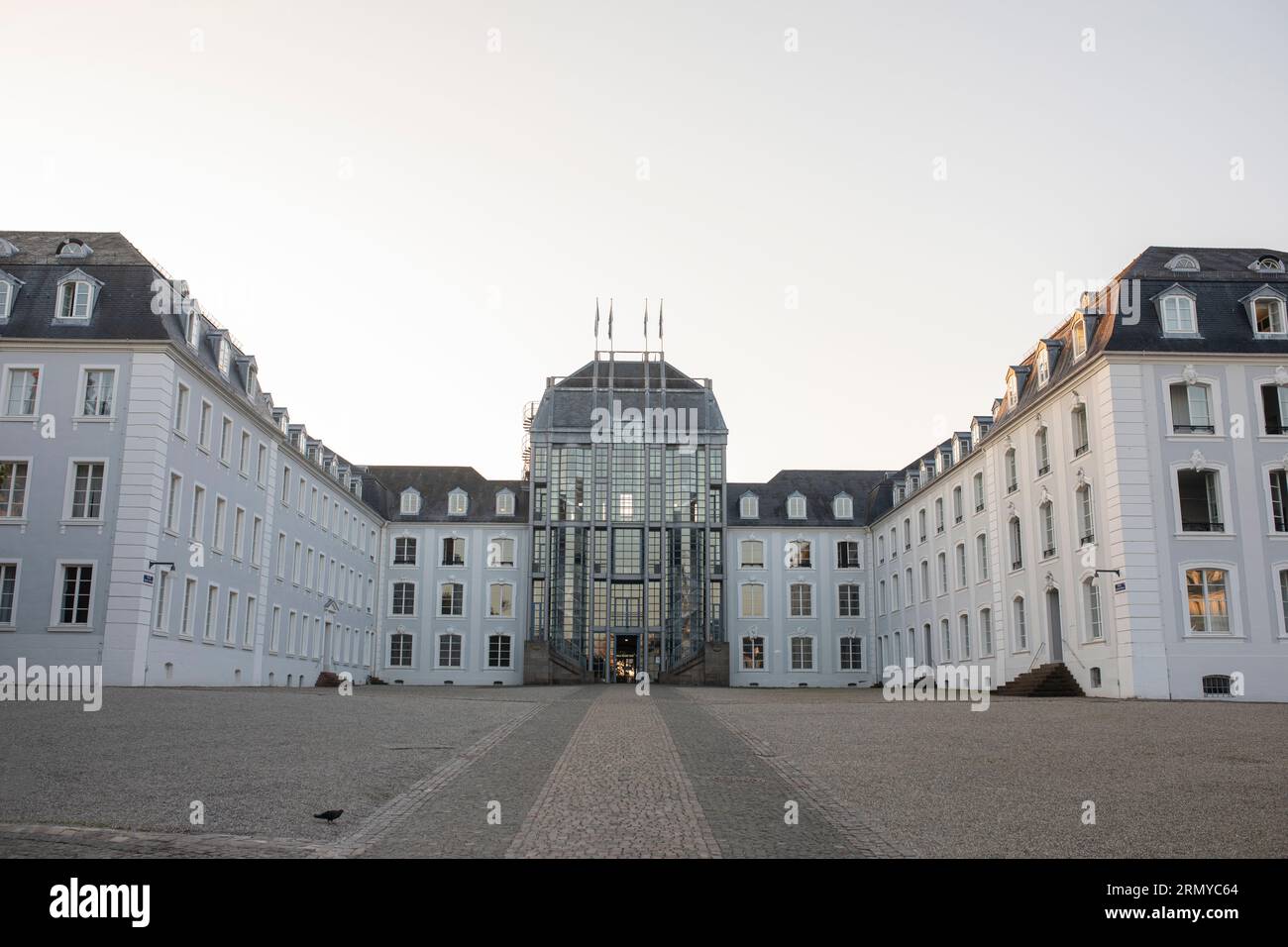 Saarbrucken castle Banque de photographies et d’images à haute ...