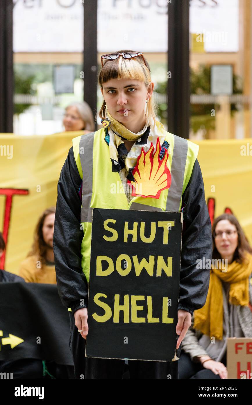 Londres, Royaume-Uni. 31 août 2023. Fossil Free London proteste Shell à ...