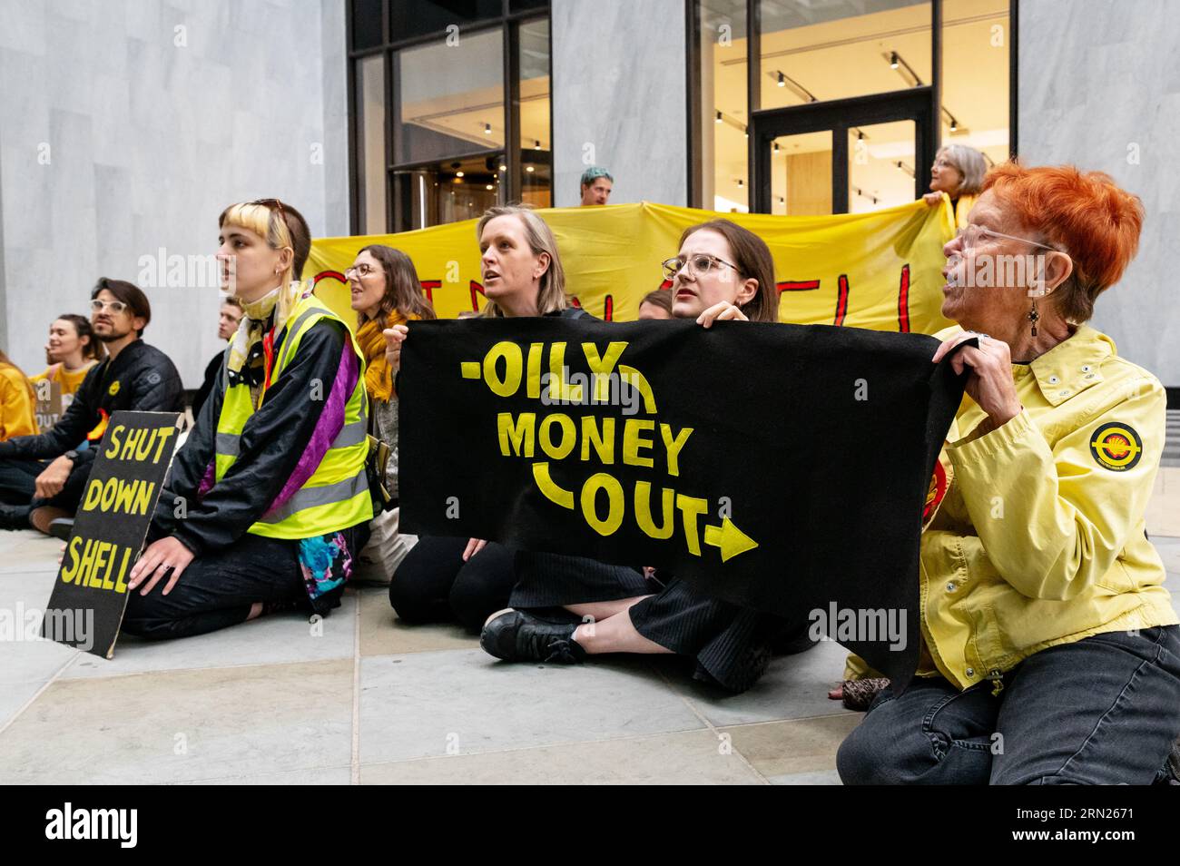 Londres, Royaume-Uni. 31 août 2023. Fossil Free London proteste Shell à ...