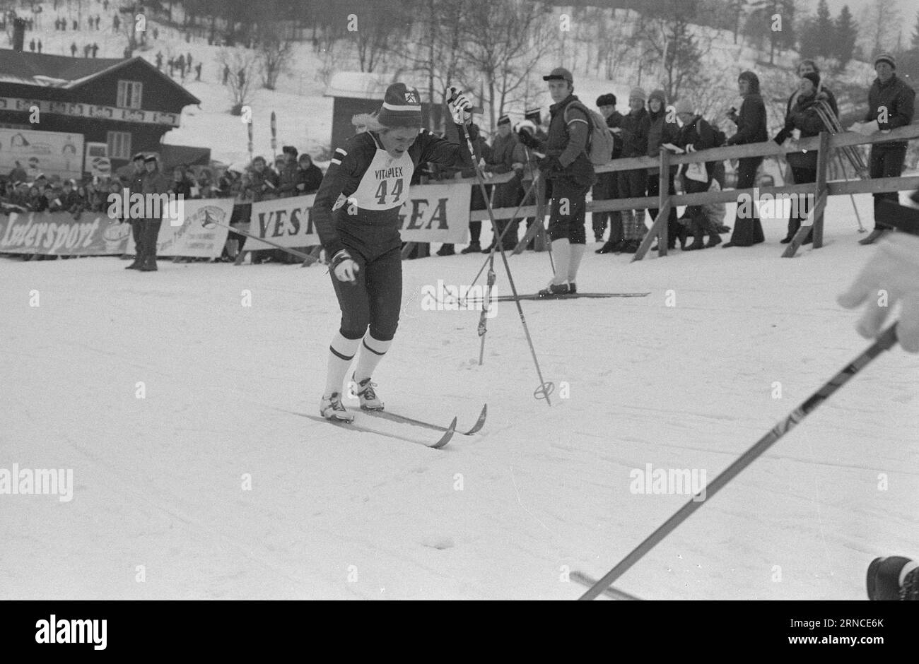 Actuel 11 - 3 - 1974 : HolmenkollenJuha Mieto a remporté les 15 km et 5 ...