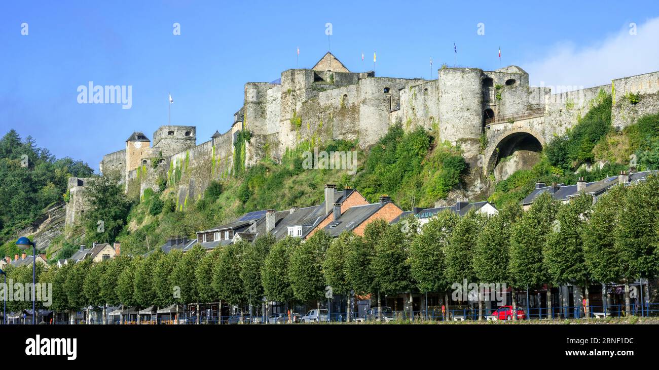 Château de Bouillon, château médiéval dans la ville Bouillon, province ...