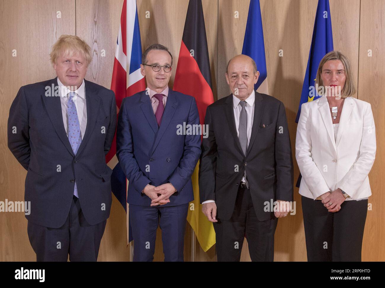 Malgré nous Banque de photographies et d’images à haute résolution - Alamy