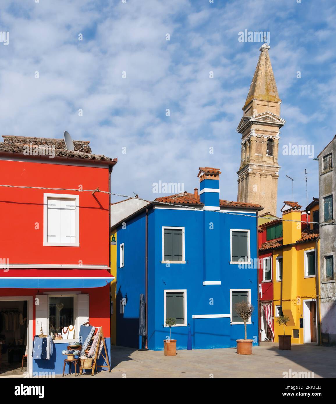 Île de Burano dans la lagune vénitienne, municipalité de Venise, Italie ...