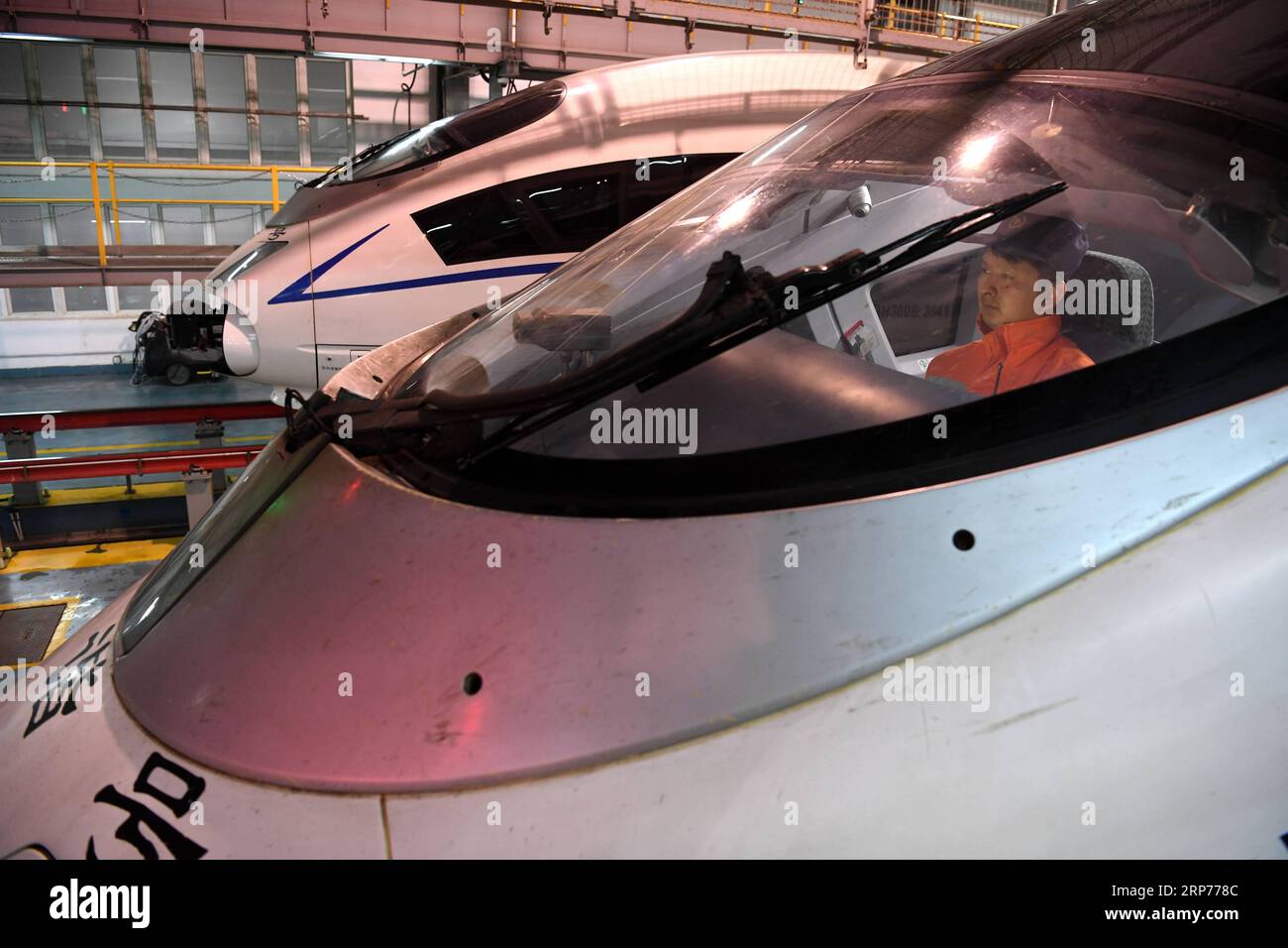 (190130) -- HEFEI, 30 janv. 2019 (Xinhua) -- Wang Rui, conducteur de ...