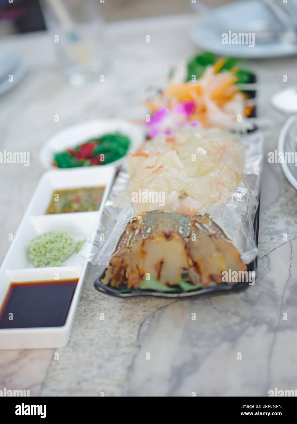 Lobster sashimi Banque de photographies et d’images à haute résolution ...