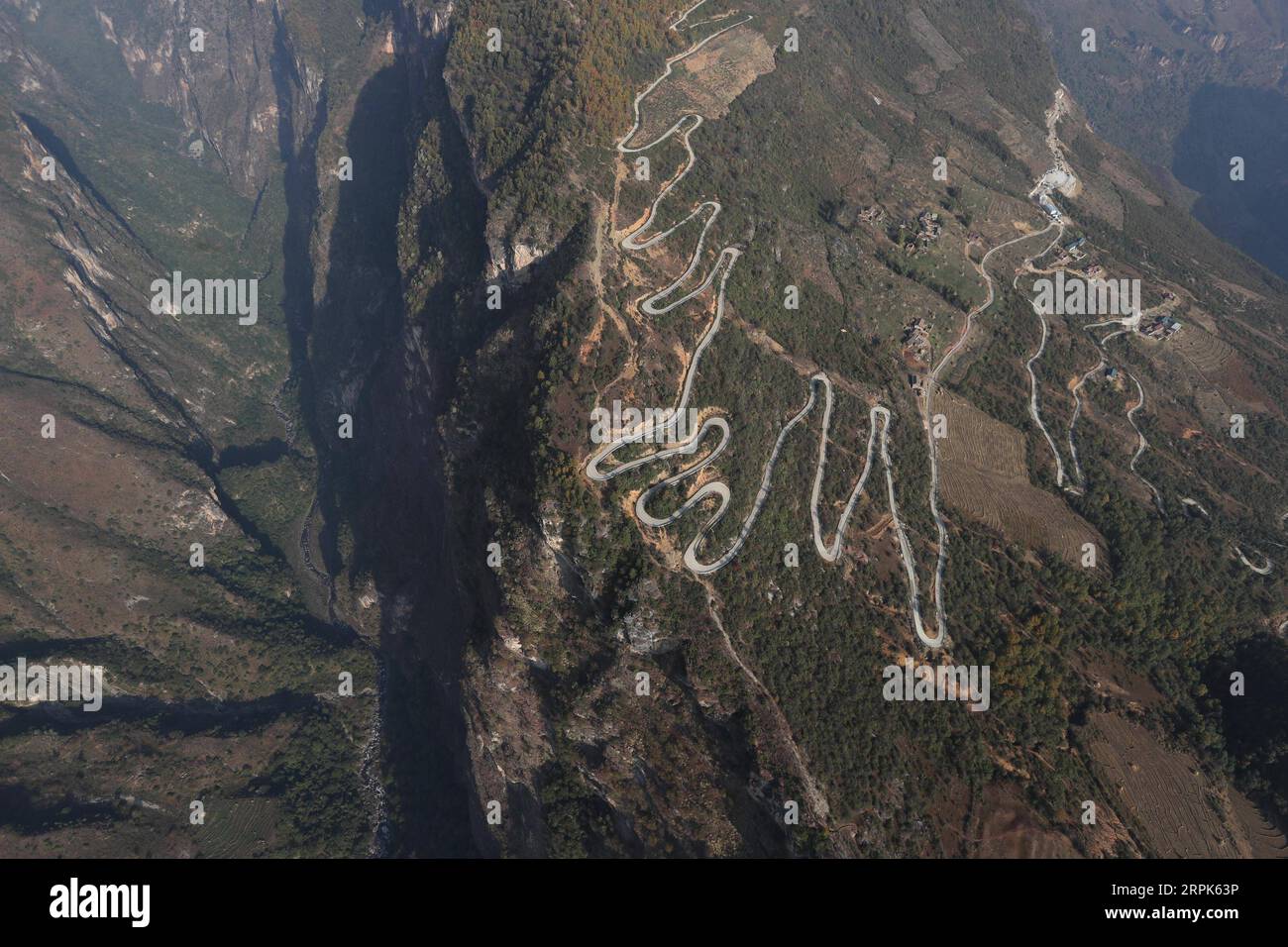 Virages du tunnel Banque de photographies et d’images à haute ...