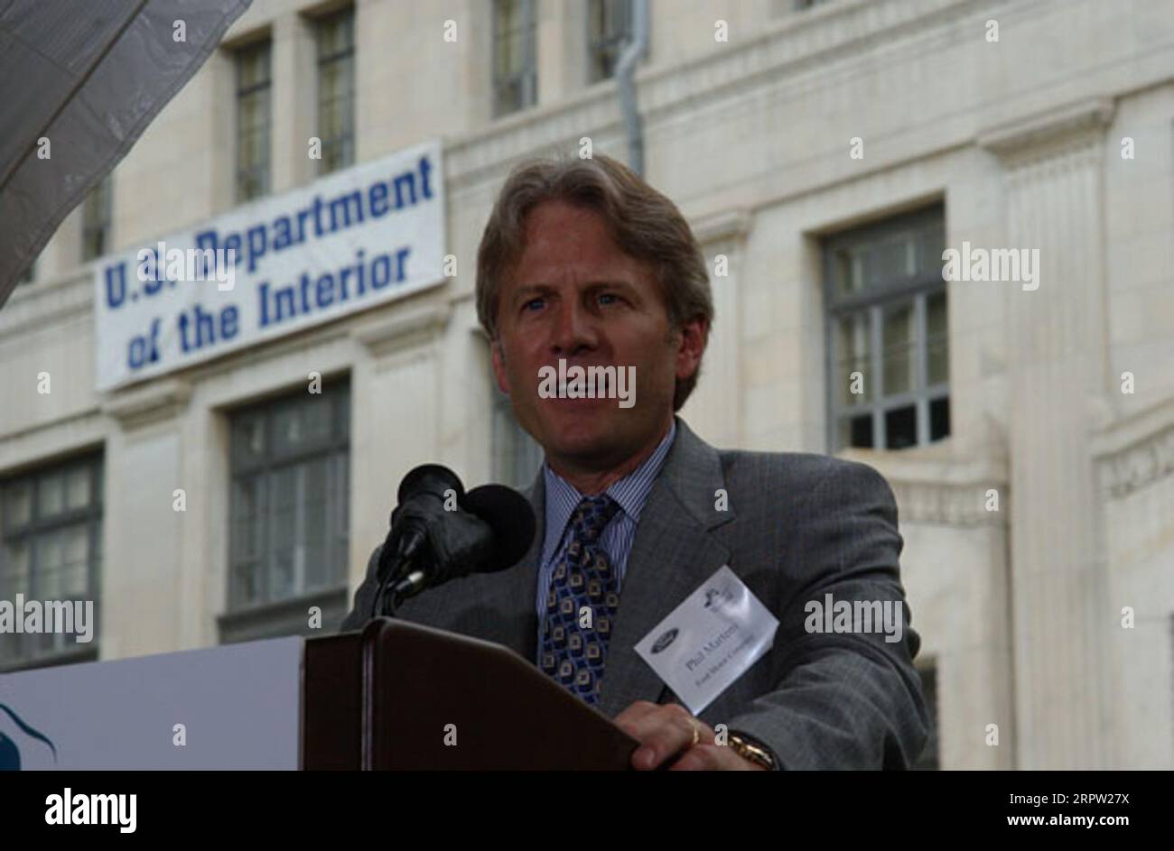 Vice-président de Ford Motor Company pour la création de produits, Phil ...
