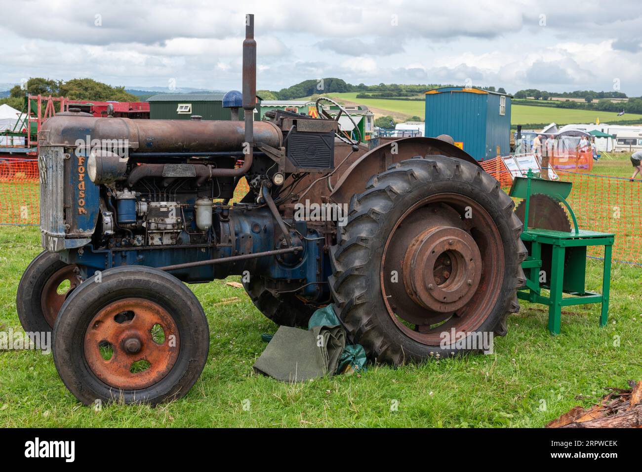 Fordson e27n major Banque de photographies et d’images à haute ...