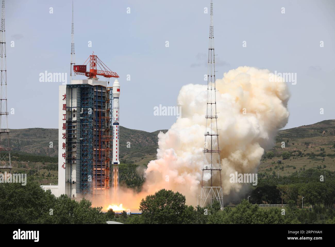 200703 -- TAIYUAN, 3 juillet 2020 Xinhua -- Une fusée longue March-4B ...