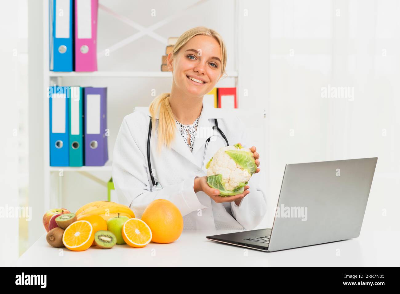 Choux smiley Banque de photographies et d’images à haute résolution - Alamy
