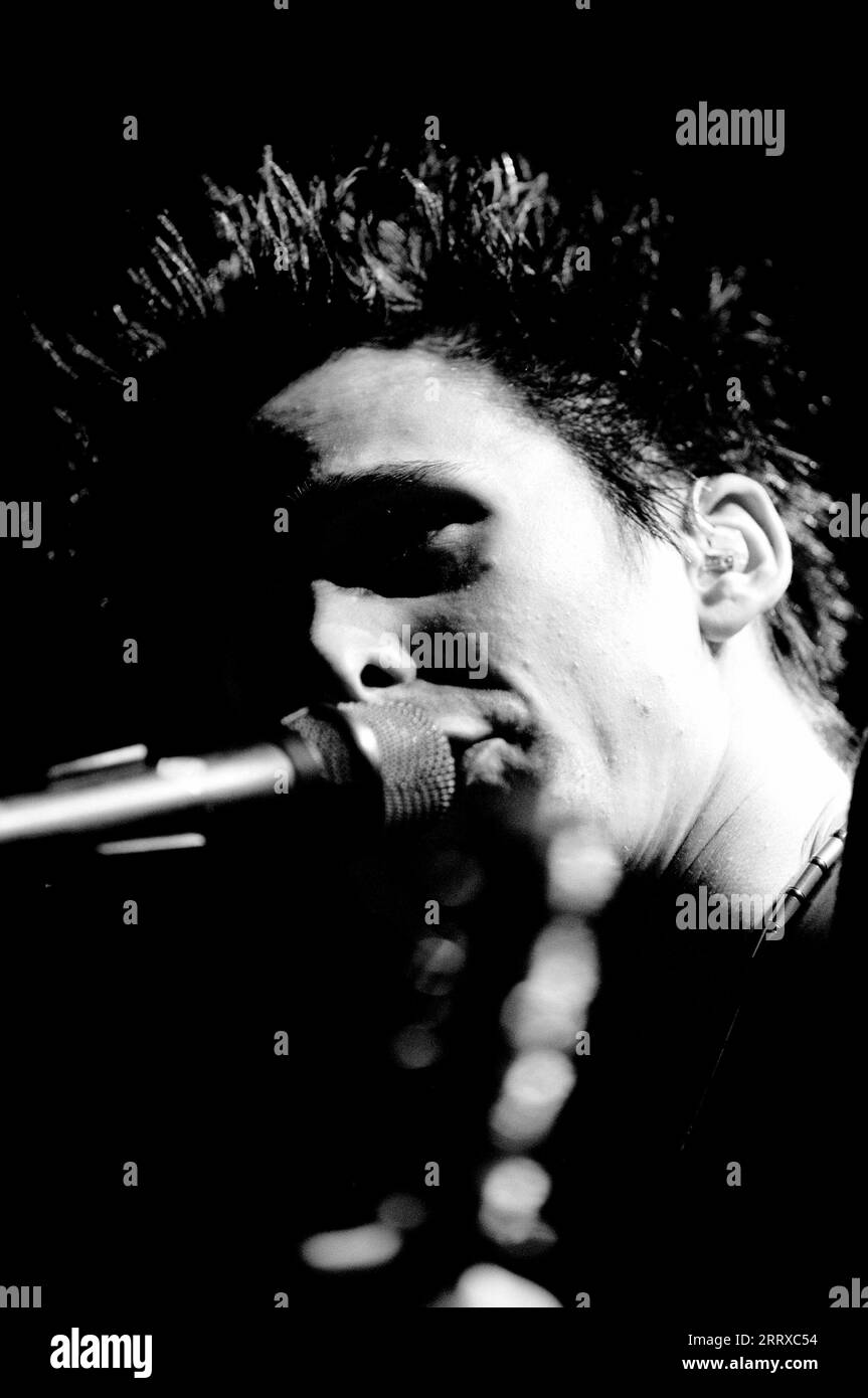 Muse 2001 Banque d'images noir et blanc - Alamy