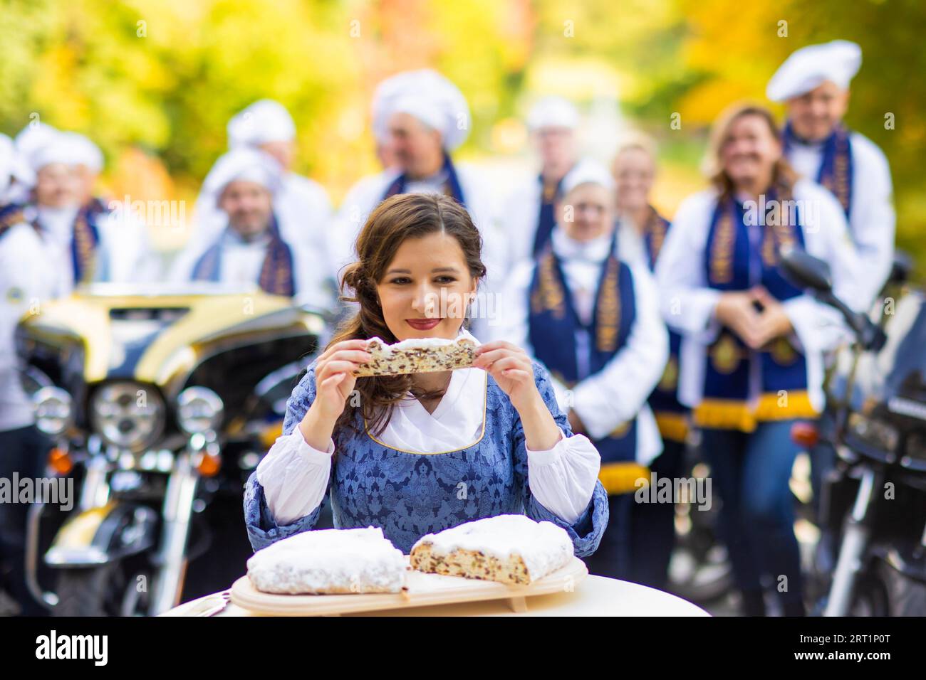 Lisa Zink, apprentie boulangère de 17 ans, est la nouvelle Stollen Girl ...