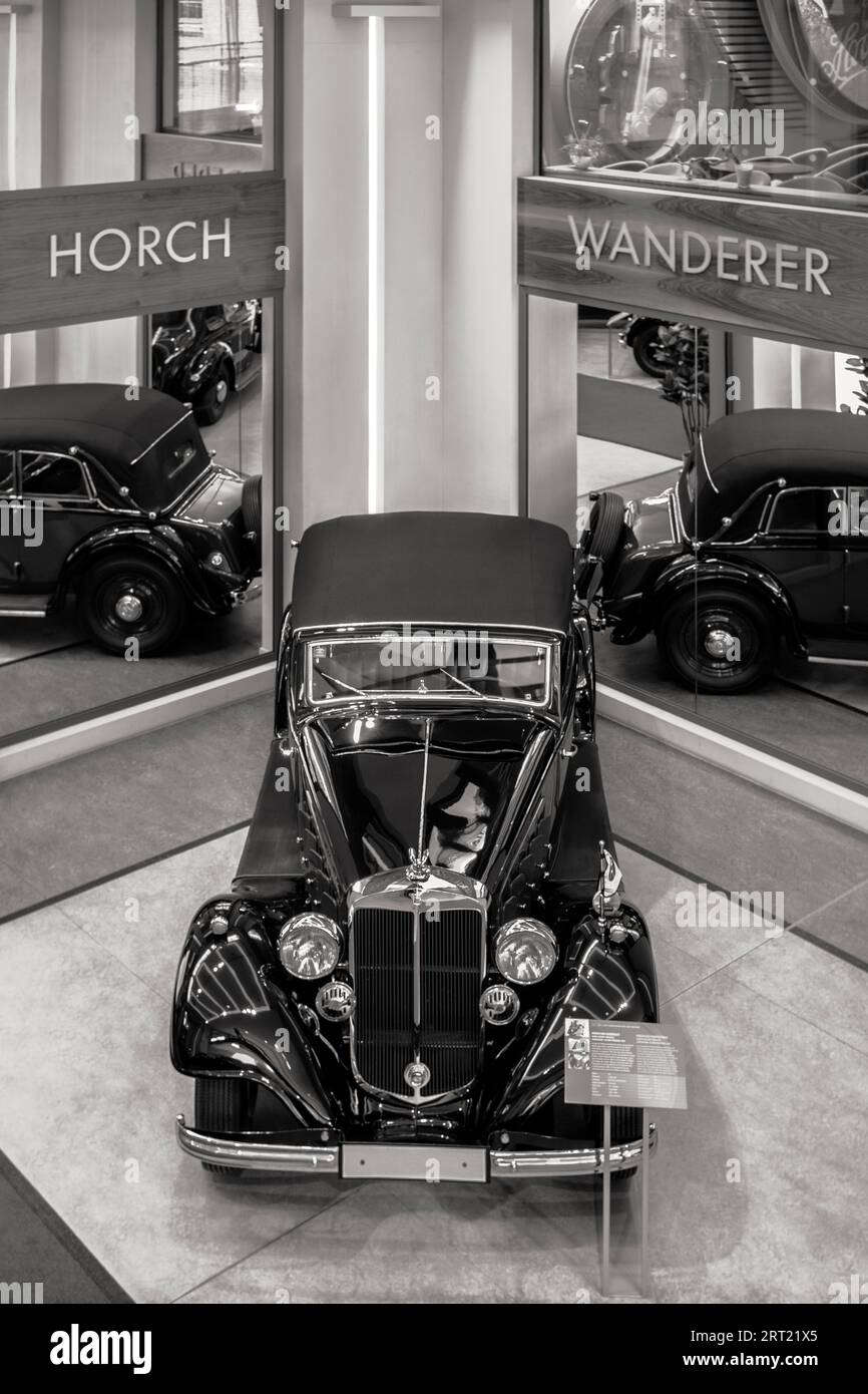 The august horch museum Banque de photographies et d’images à haute ...