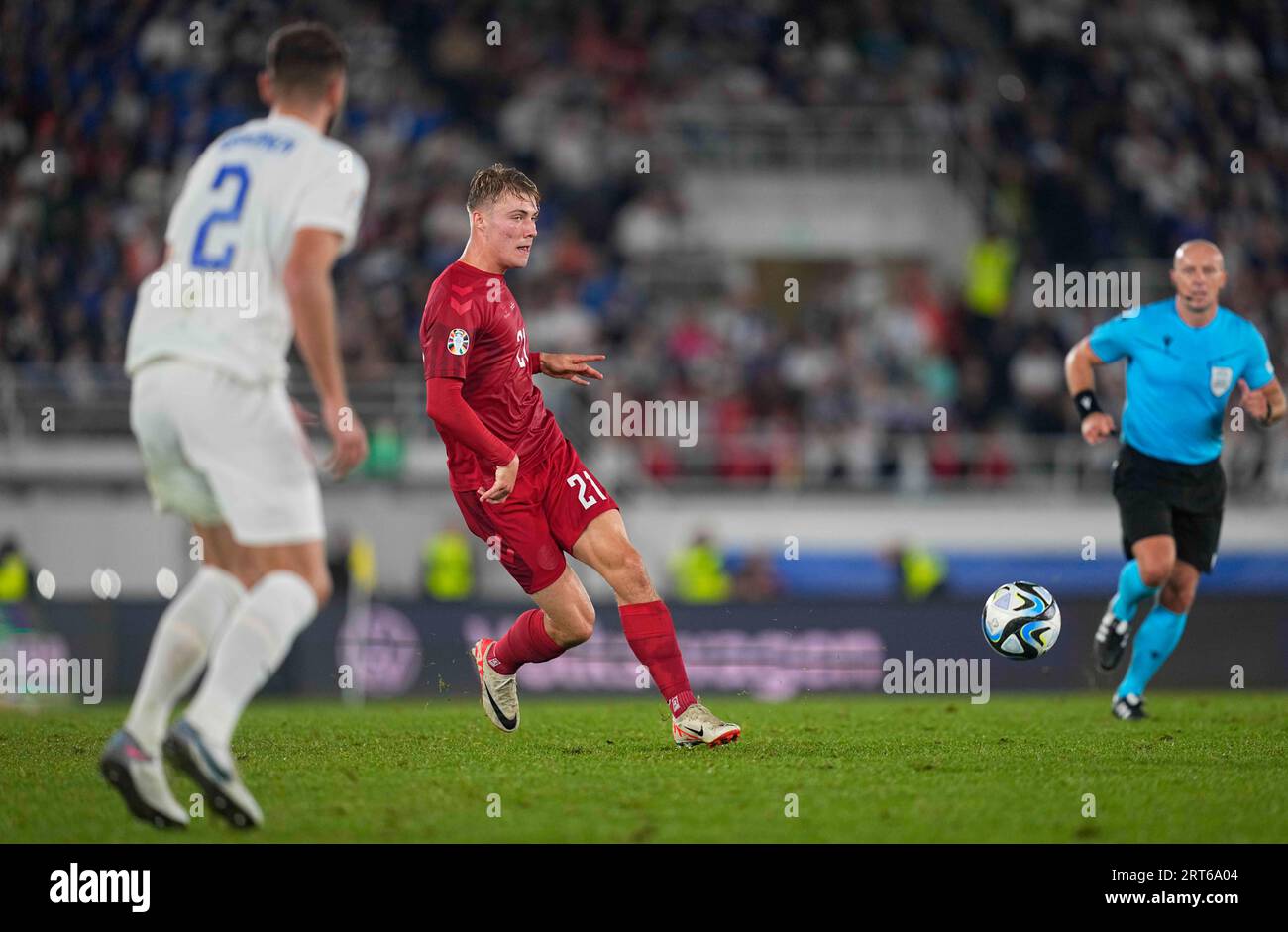 10 2023 septembre : Rasmus HÃ¸jlund (Danemark) contrôle le ballon lors ...