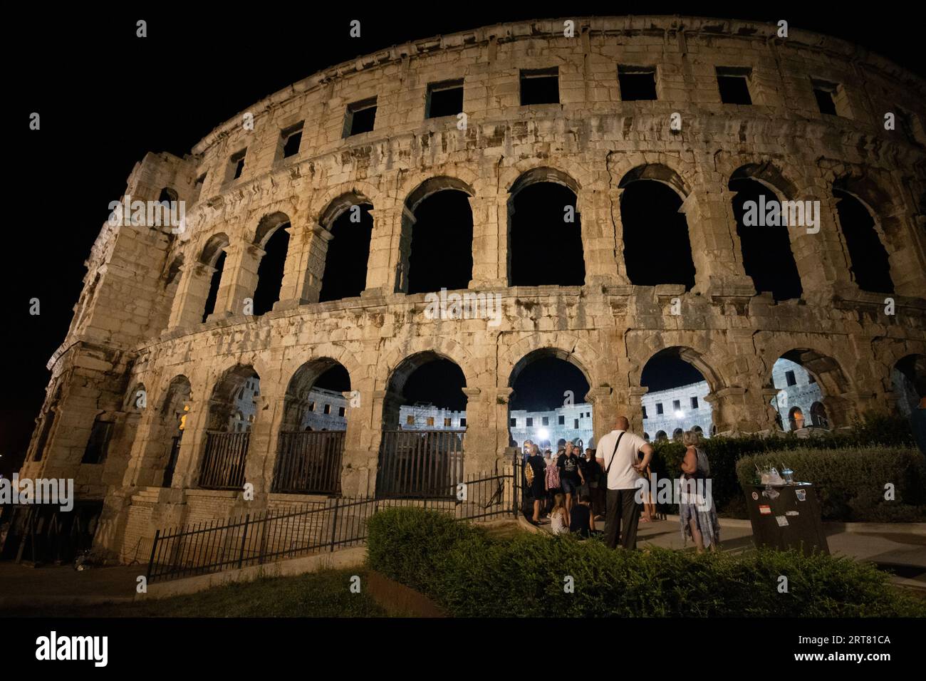 Pula Arena, Pula Amphitheatre, le spectaculaire amphithéâtre romain ...