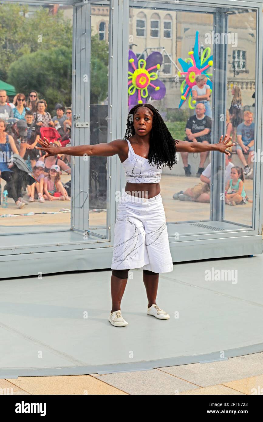 Sade alleyne Banque de photographies et d’images à haute résolution - Alamy