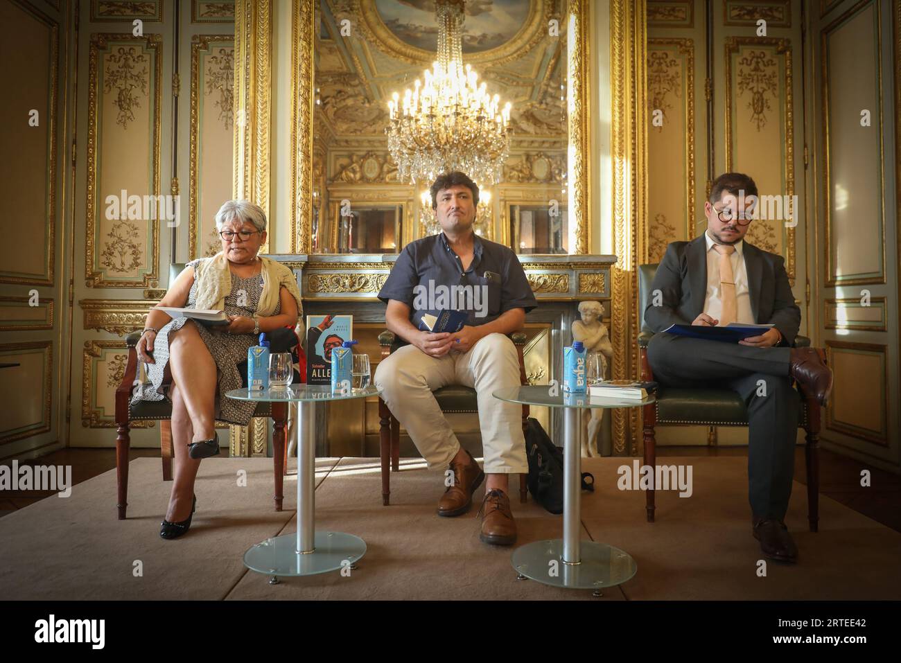 Erica araya Banque de photographies et d’images à haute résolution - Alamy