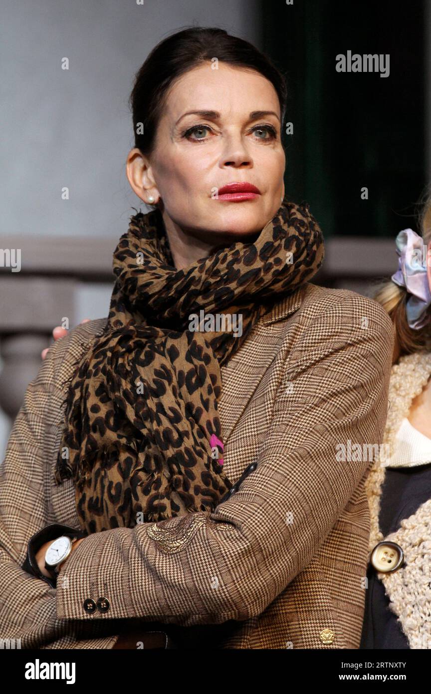 Gerit Kling BEI der Fotoprobe zum Theaterstück Falsche Schlange in der ...