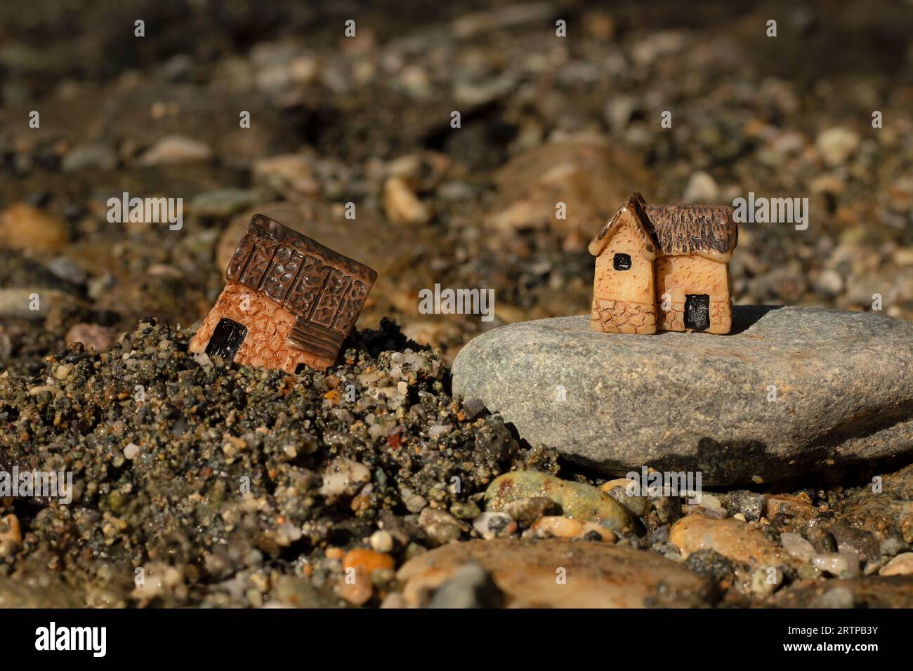 Parabole de la maison sur le roc Banque de photographies et d’images à ...