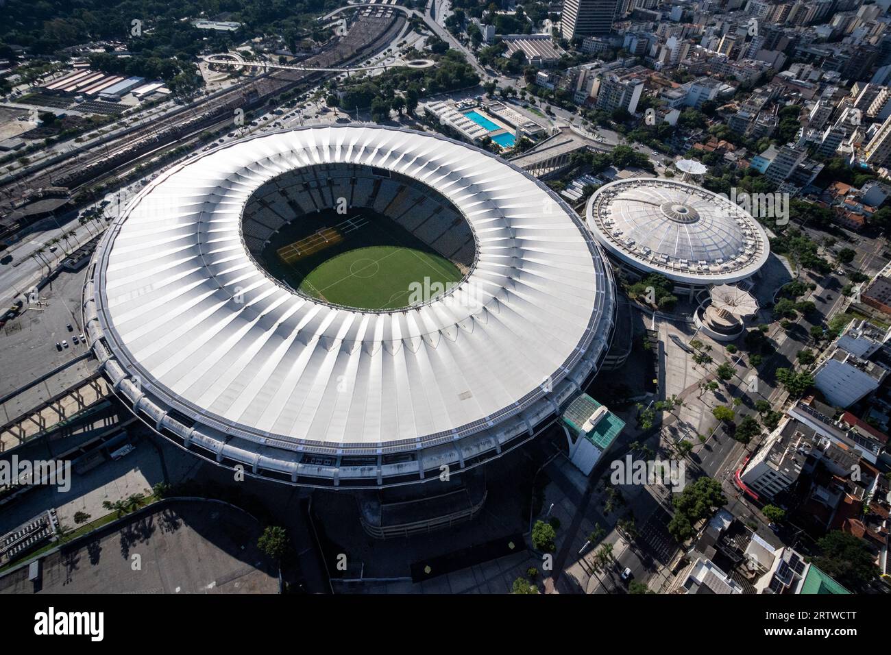 Maracana stadium aerial Banque de photographies et d’images à haute résolution - Alamy