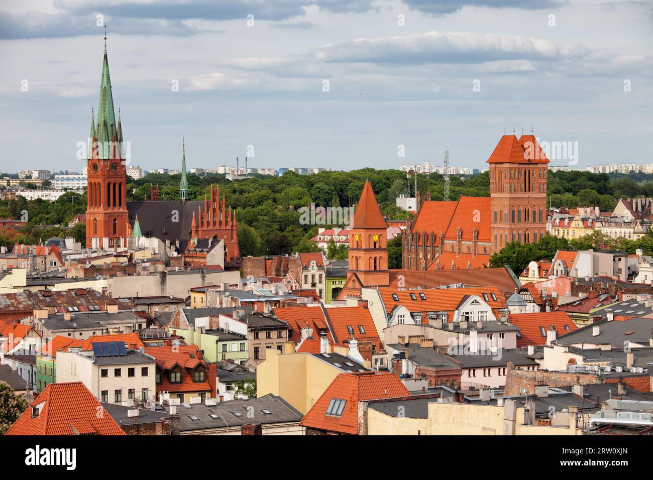 Torun skyline Banque de photographies et d’images à haute résolution ...
